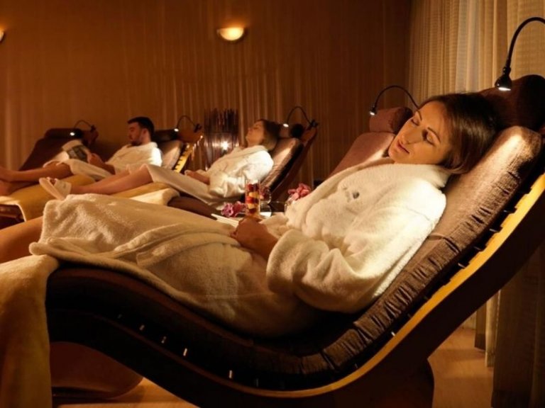 8 Magical Spa Packages to Put on Your Christmas List - Spas.ie